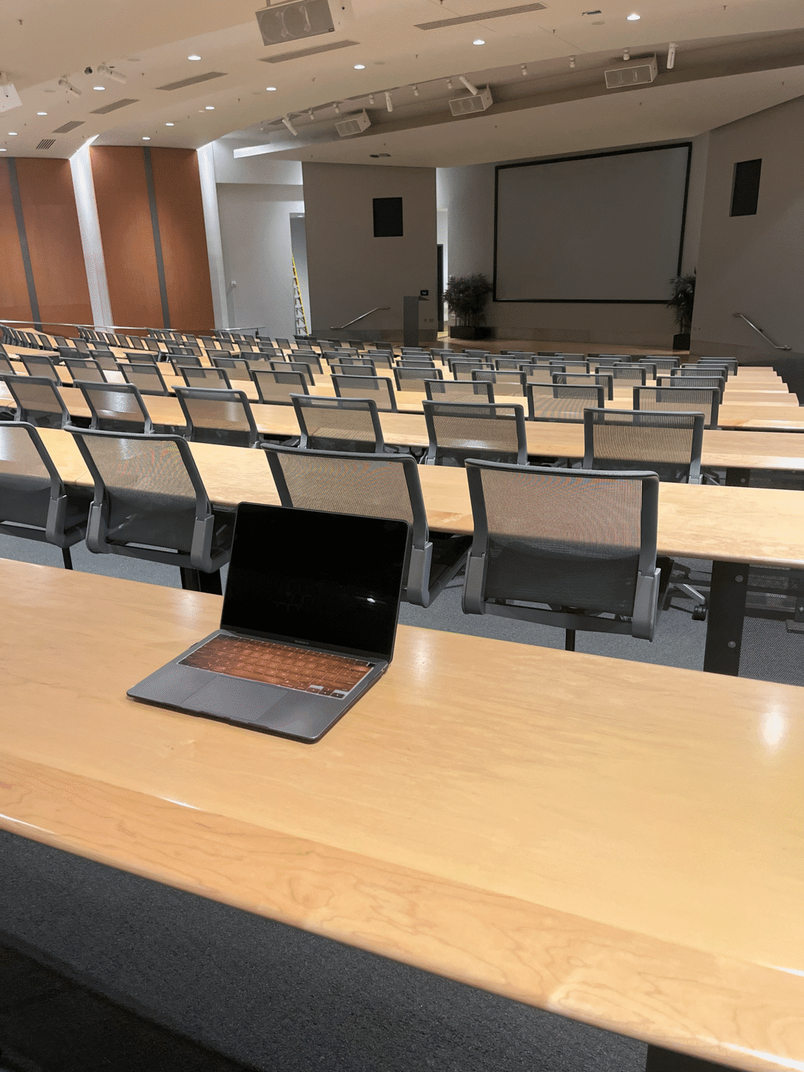 Seattle’s Bell Harbor International Conference Center Review