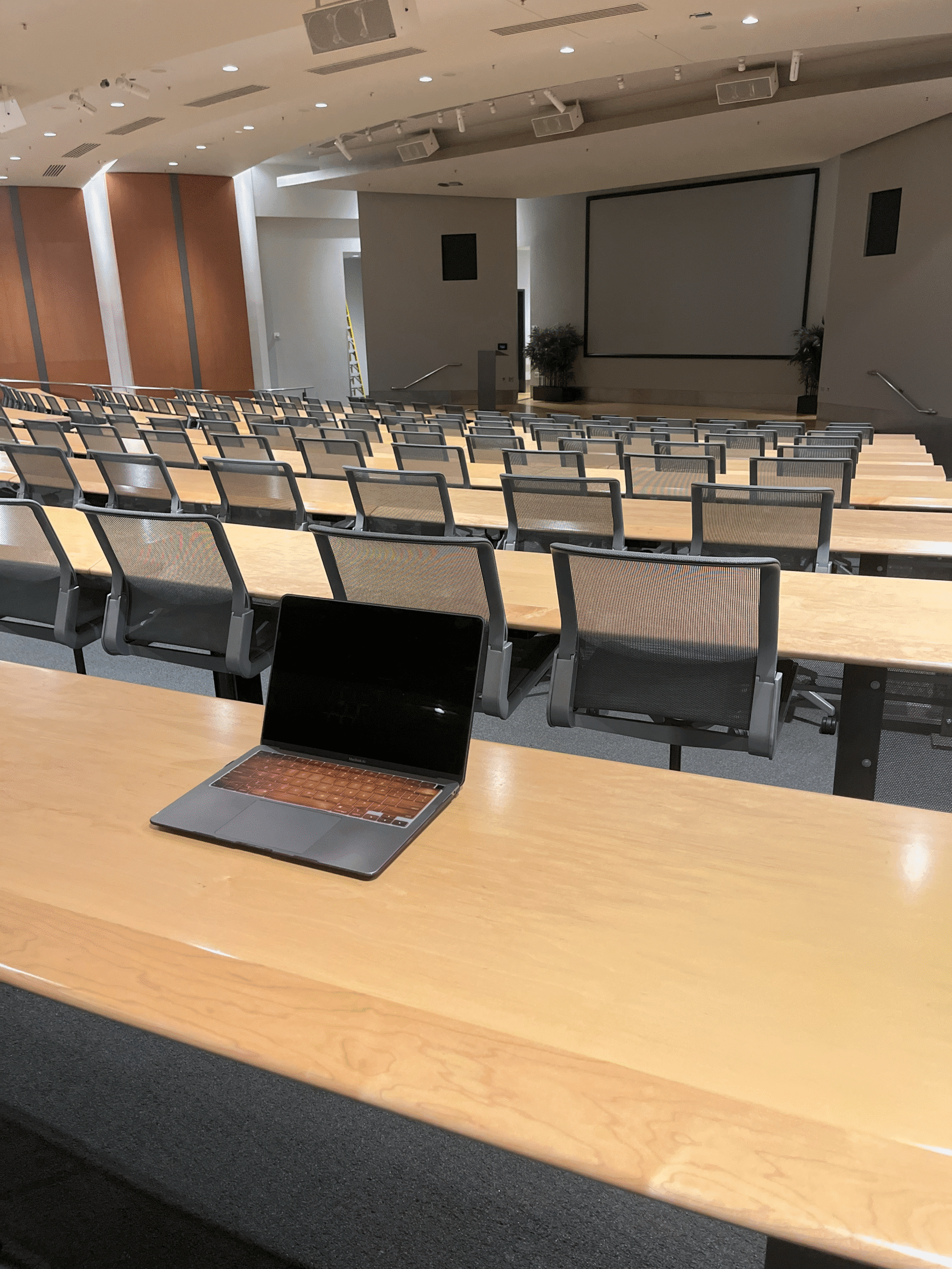 Seattle’s Bell Harbor International Conference Center Review